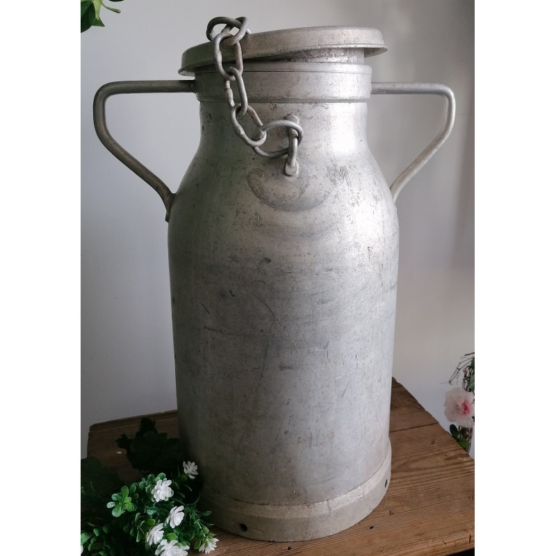 Location véritable pot à lait -VLoc85